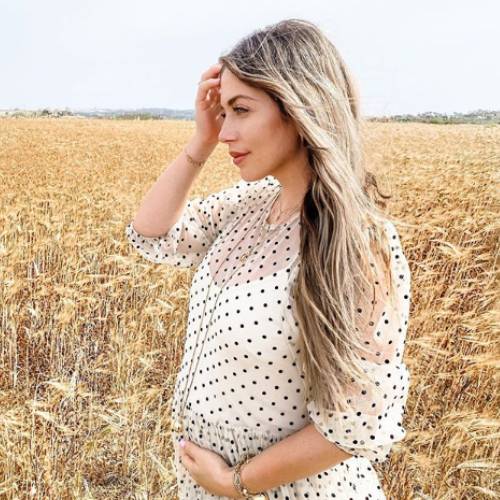 Tamara Webb shares her pregnancy transformation with gorgeous side-by ...