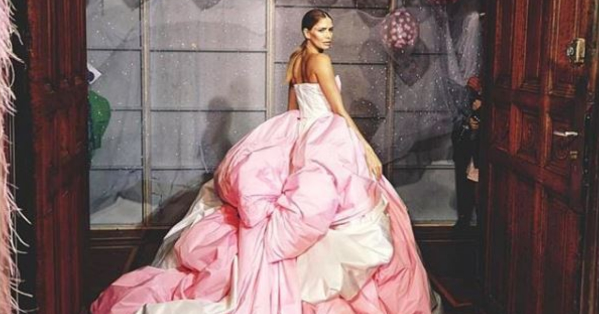 WATCH: Model walks Paris runway with a veil held up by balloons