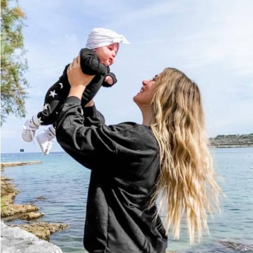 Tamara Webb celebrates three months of Pixie with a sweet message